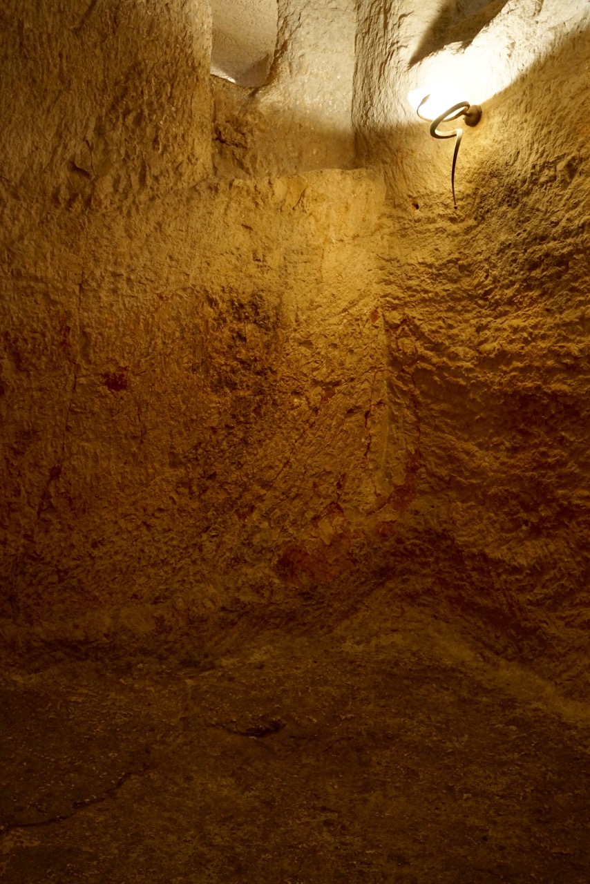 The Sacred Pit (Chapter 54 of Jesus: His Story In Stone)